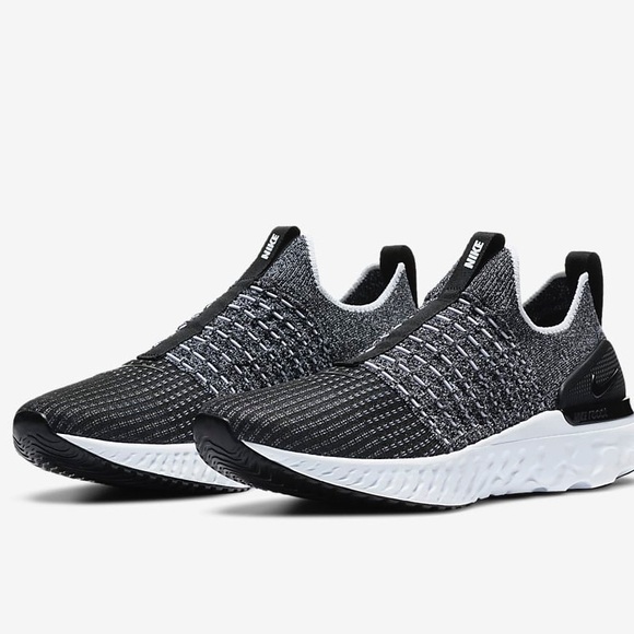 Nike | Shoes | Nike Shoes Nike React Phantom Run Flyknit 2 No Laces ...